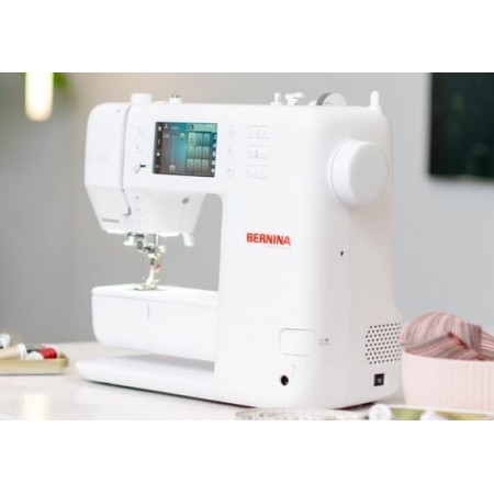 Machine à coudre Bernina 335N, nouvelle série 3 (2ème génération) - Écolaines