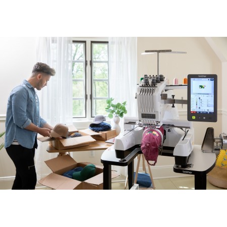 Machine à broder Brother semi proffessionnelle PR680W - Écolaines